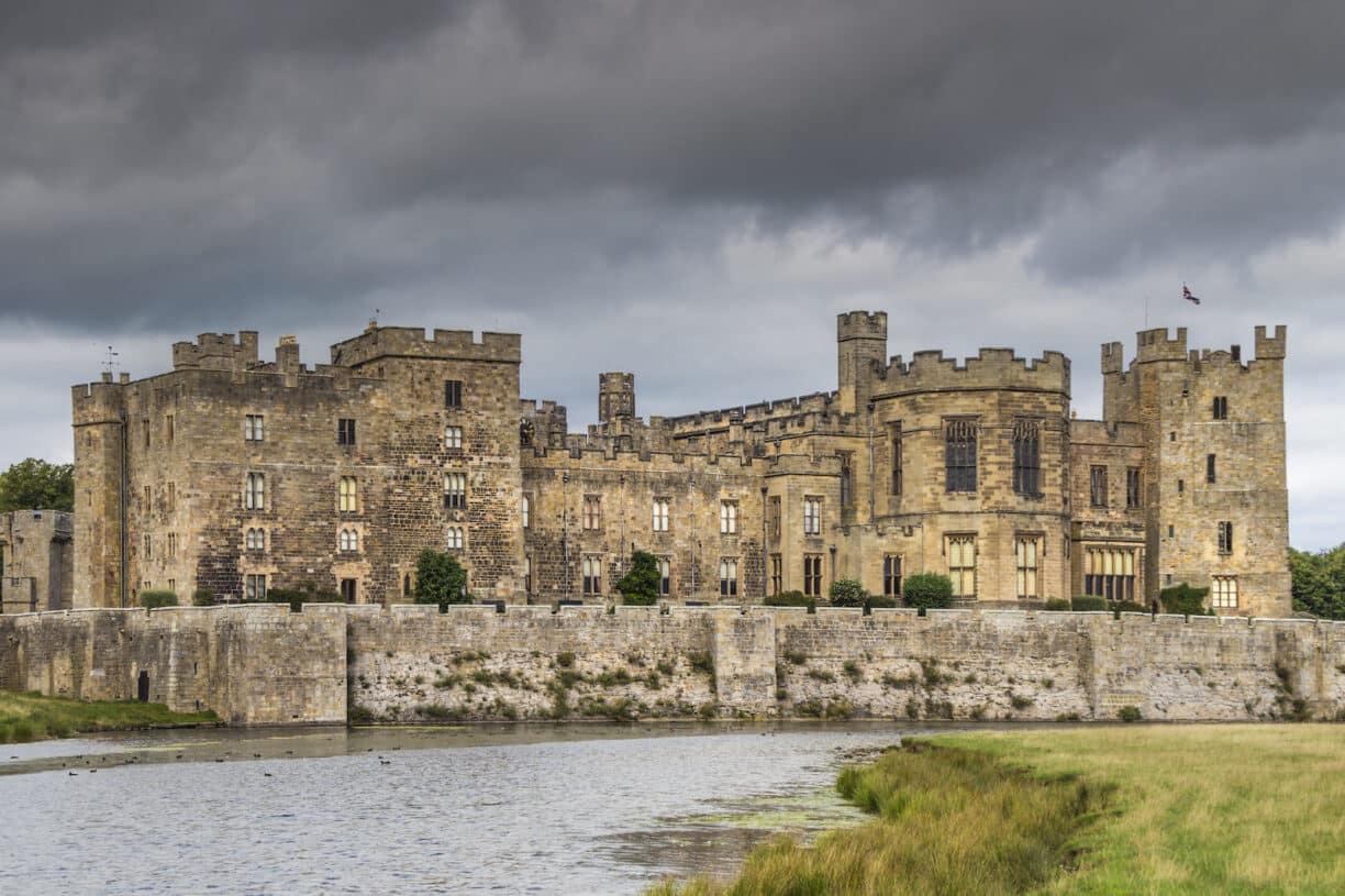 The Tale of The Old Hell-Cat of Raby | Elizabeth, Lady Barnard